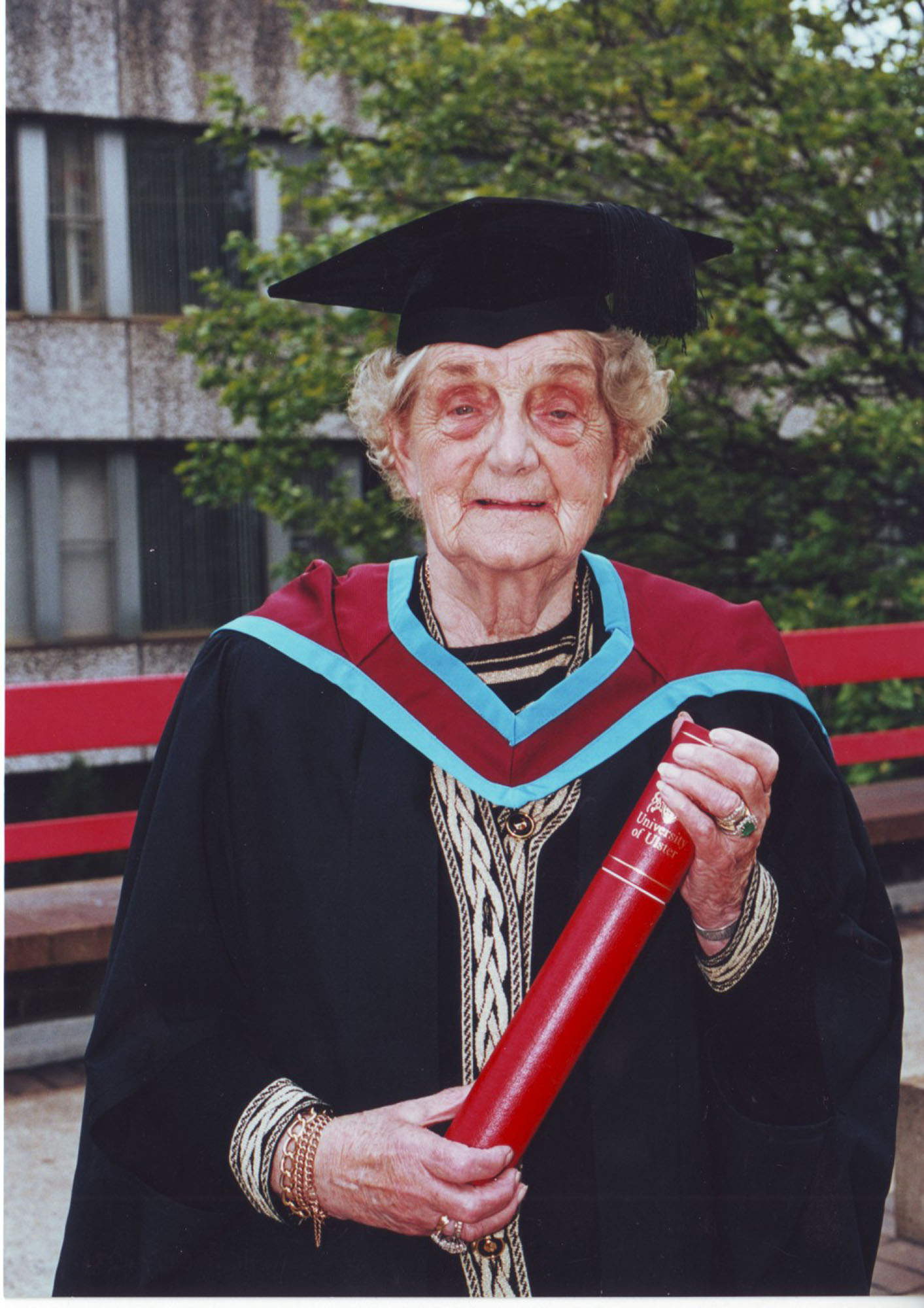 Elizabeth Craig receiving honorary masters degree from University of ...