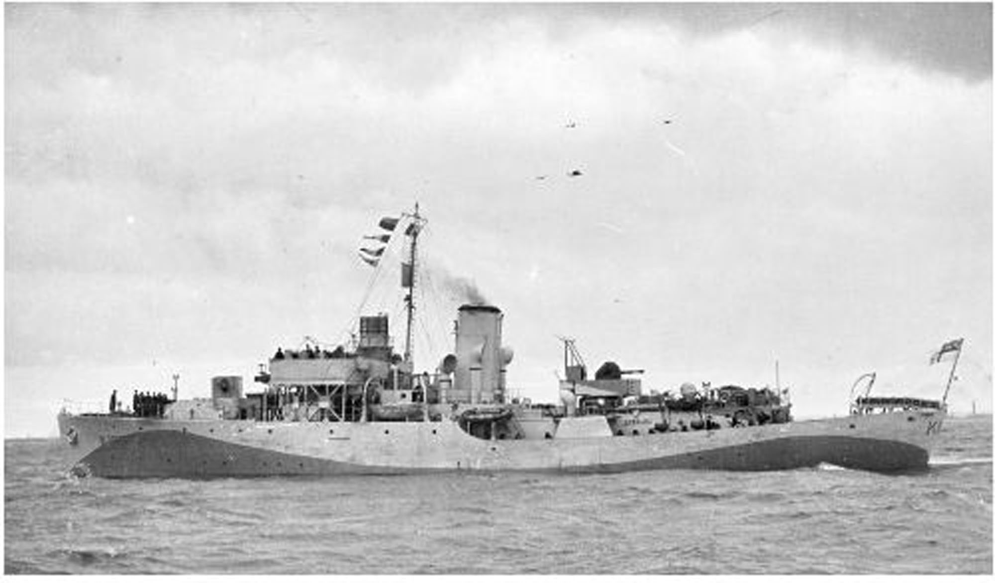 HMS Cowslip K 196 Ship number 1105 Launched 28 May, 1941 Commissioned 9 ...